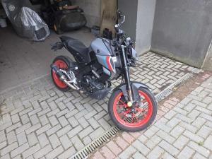 Pelēks Yamaha MT 125 2021 Klaipėda, ar dzinēja tilpumu 0.13 L un nobraukumu 12 tūkst. km par 3650 €, foto  vietnē AUTOMOTO.COM.LV