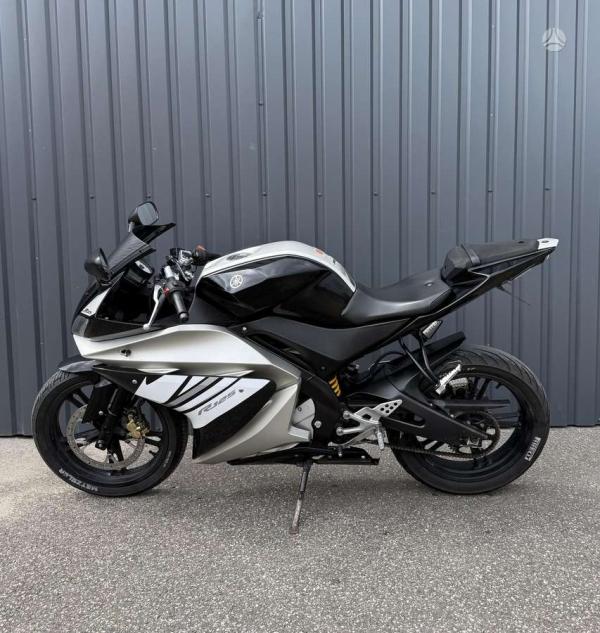 Yamaha MT 125 2009 Mažeikiai, ar dzinēja tilpumu 0.13 L un nobraukumu 31 tūkst. km par 1850 €, foto 7 vietnē AUTOMOTO.COM.LV
