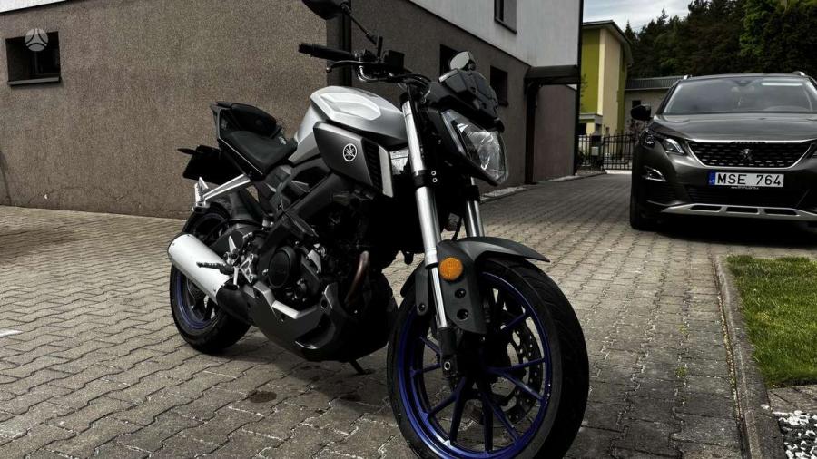 Ямаха MT 125 2015 в Мажейкяй, объемом двигателя 0.13 л и пробегом 31 тыс. км за 2100 €, фото 5 на AUTOMOTO.COM.LV