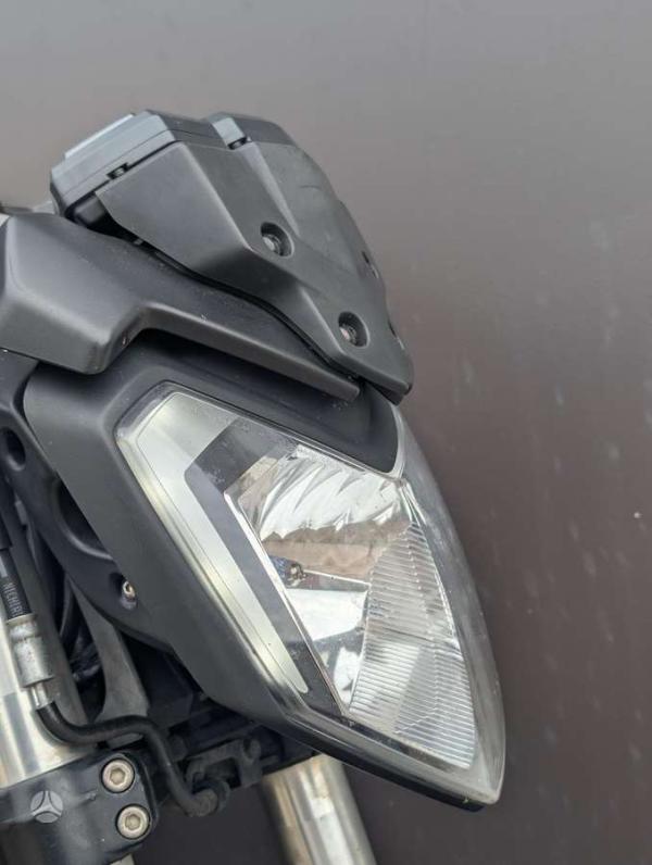 Yamaha MT 125 2015 in Taurage, with an engine capacity of 0.13 L and mileage of 17 thousand km for 2399 €, photo 5 on AUTOMOTO.COM.LV