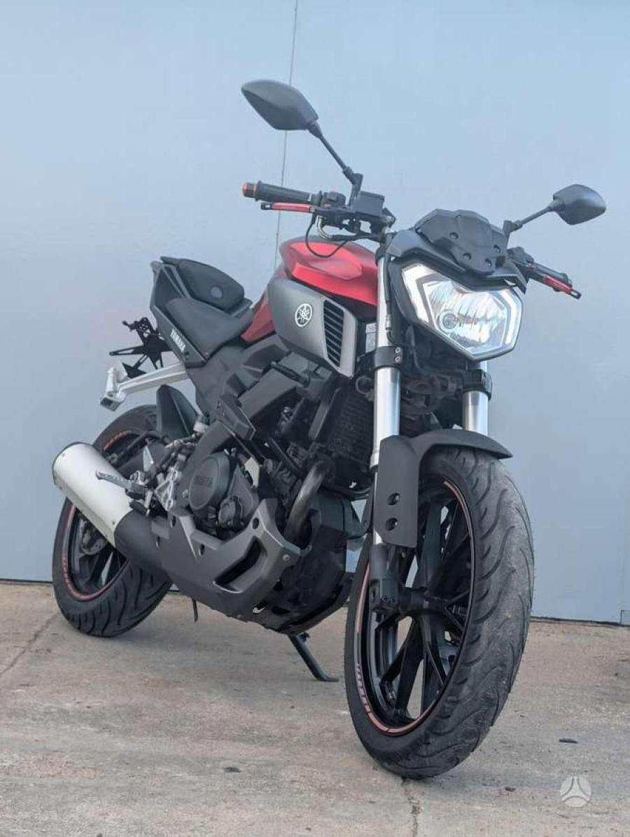 Ямаха MT 125 2015 в Таураге, объемом двигателя 0.13 л и пробегом 18 тыс. км за 2450 €, фото 1 на AUTOMOTO.COM.LV