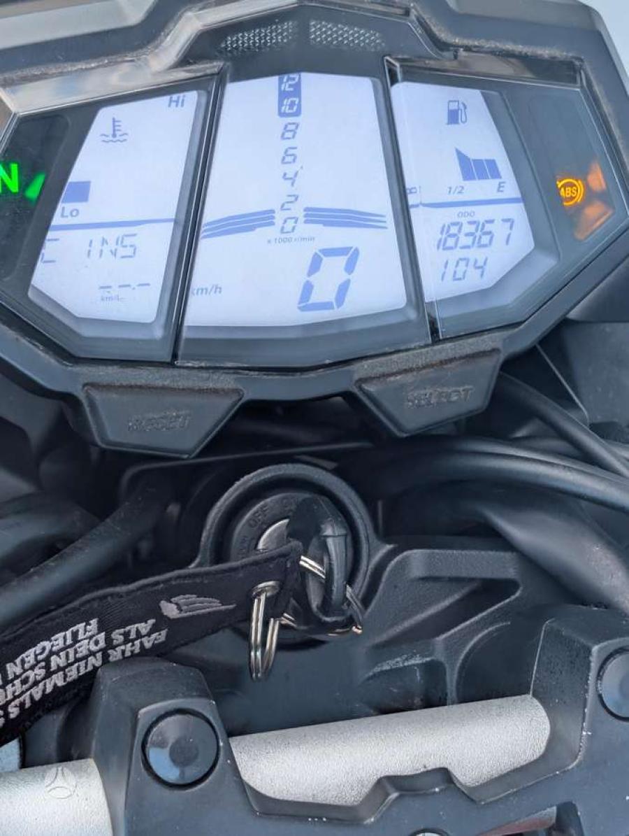 Ямаха MT 125 2015 в Таураге, объемом двигателя 0.13 л и пробегом 18 тыс. км за 2450 €, фото 11 на AUTOMOTO.COM.LV