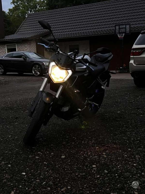 Yamaha MT 125 2016 in Mazeikiai, with an engine capacity of 0.13 L and mileage of 21 thousand km for 2450 €, photo 5 on AUTOMOTO.COM.LV
