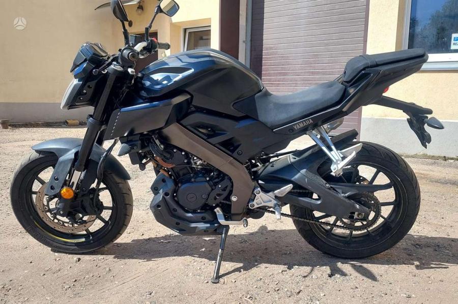 Ямаха MT 125 2016 в Вильнюс, объемом двигателя 0.13 л и пробегом 18 тыс. км за 2150 €, фото 4 на AUTOMOTO.COM.LV
