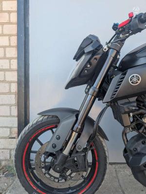 Yamaha MT 125 2017 Tauragė, ar dzinēja tilpumu 0.13 L un nobraukumu 22 tūkst. km par 2550 €, foto 4 vietnē AUTOMOTO.COM.LV