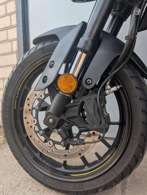 Ямаха MT 125 2018 в Таураге, объемом двигателя 0.00 л и пробегом 16 тыс. км за 2430 €, фото 3 на AUTOMOTO.COM.LV