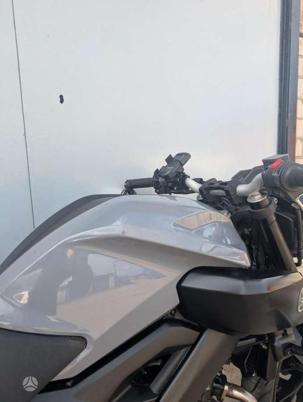 Ямаха MT 125 2018 в Таураге, объемом двигателя 0.00 л и пробегом 16 тыс. км за 2430 €, фото 10 на AUTOMOTO.COM.LV