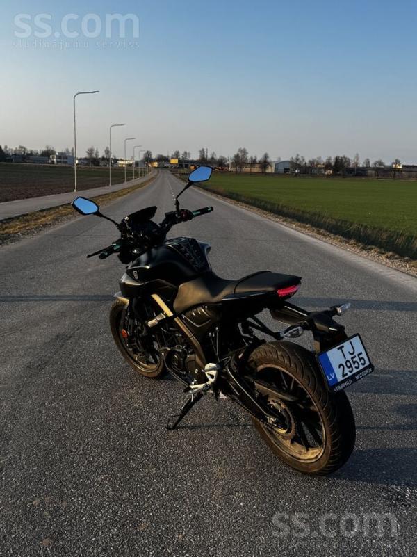 Yamaha MT 125 2021 in Cesis, with an engine capacity of 0.13 L and mileage of 0 thousand km for 3890 €, photo 2 on AUTOMOTO.COM.LV