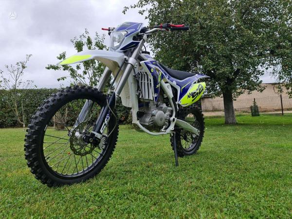 Yamaha MT 125 2022 Švenčionys, ar dzinēja tilpumu 0.30 L un nobraukumu 0 tūkst. km par 2200 €, foto 1 vietnē AUTOMOTO.COM.LV