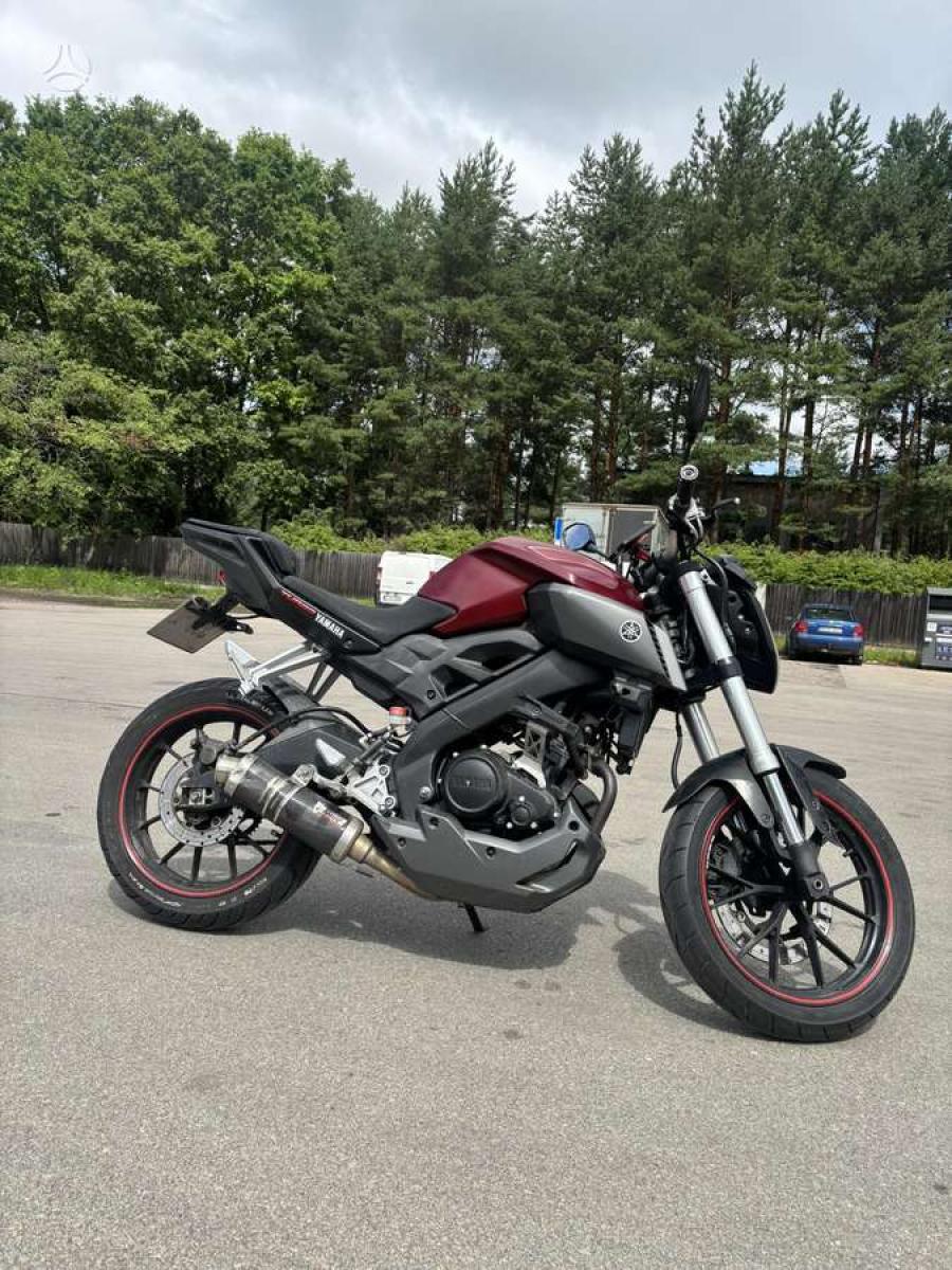 Red Yamaha MT 125 2015 in Kaunas, with an engine capacity of 0.13 L and mileage of 29 thousand km for 2250 €, photo 1 on AUTOMOTO.COM.LV