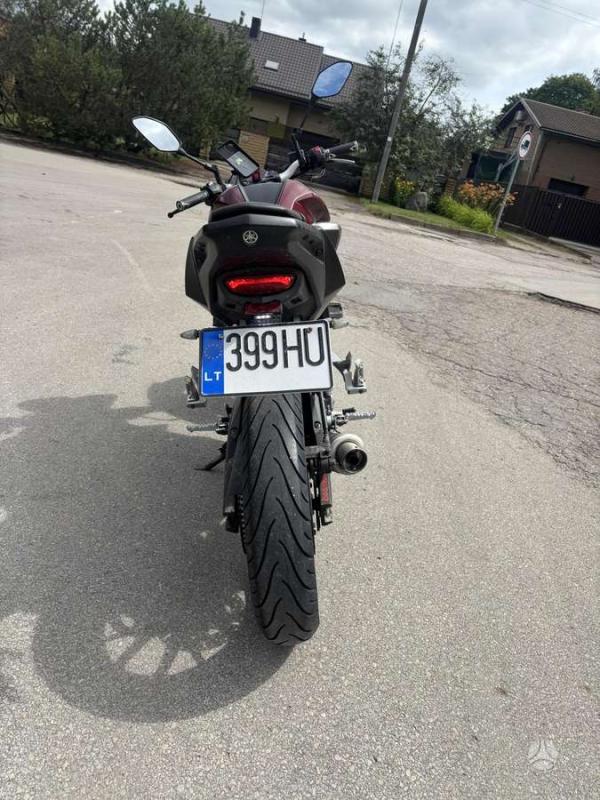 Красный Ямаха MT 125 2015 в Каунас, объемом двигателя 0.13 л и пробегом 29 тыс. км за 2250 €, фото 4 на AUTOMOTO.COM.LV