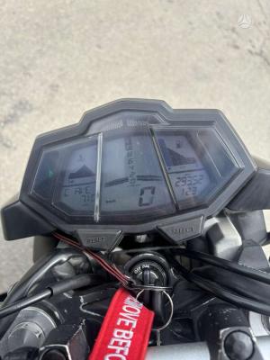 Red Yamaha MT 125 2015 in Kaunas, with an engine capacity of 0.13 L and mileage of 29 thousand km for 2250 €, photo 6 on AUTOMOTO.COM.LV