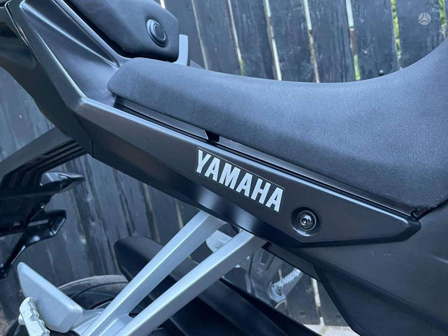 Красный Ямаха MT 125 2015 в Пренай, объемом двигателя 0.13 л и пробегом 28 тыс. км за 2250 €, фото 15 на AUTOMOTO.COM.LV