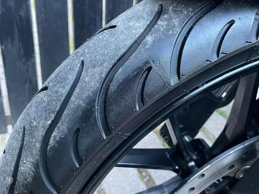 Красный Ямаха MT 125 2015 в Пренай, объемом двигателя 0.13 л и пробегом 28 тыс. км за 2250 €, фото 23 на AUTOMOTO.COM.LV