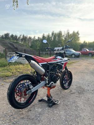 Red Yamaha MT 125 2021 in Sigulda, with an engine capacity of 0.13 L and mileage of 19 thousand km for 2900 €, photo 5 on AUTOMOTO.COM.LV