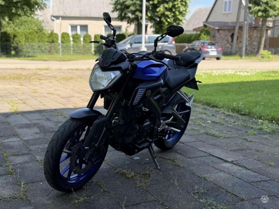 Melns Yamaha MT 2017 Mažeikiai, ar dzinēja tilpumu 0.13 L un nobraukumu 14 tūkst. km par 2350 €, foto 3 vietnē AUTOMOTO.COM.LV