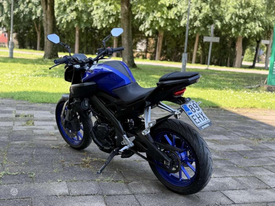 Melns Yamaha MT 2017 Mažeikiai, ar dzinēja tilpumu 0.13 L un nobraukumu 14 tūkst. km par 2350 €, foto 4 vietnē AUTOMOTO.COM.LV