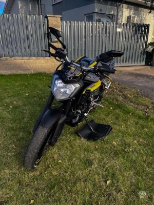 Grey Yamaha MT 2016 in Panevezys, with an engine capacity of 0.13 L and mileage of 41 thousand km for 2700 €, photo 2 on AUTOMOTO.COM.LV