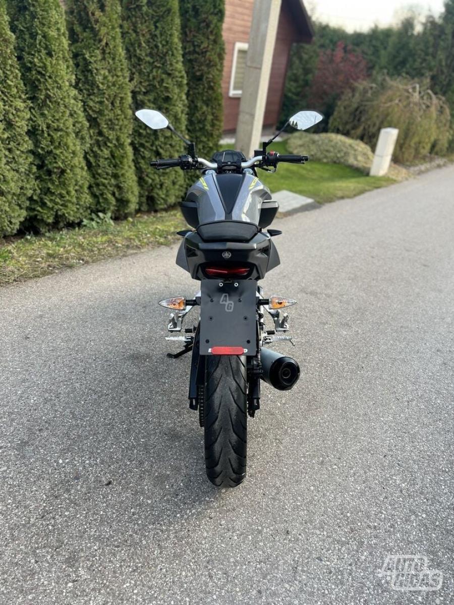 Grey Yamaha MT 2018 in Prienai, with an engine capacity of 0.13 L and mileage of 21 thousand km for 2750 €, photo 5 on AUTOMOTO.COM.LV
