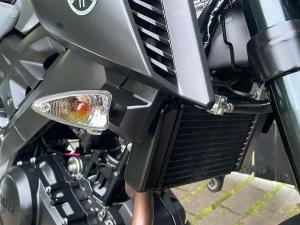 Pelēks Yamaha MT 2018 Prienai, ar dzinēja tilpumu 0.13 L un nobraukumu 12 tūkst. km par 2790 €, foto 10 vietnē AUTOMOTO.COM.LV
