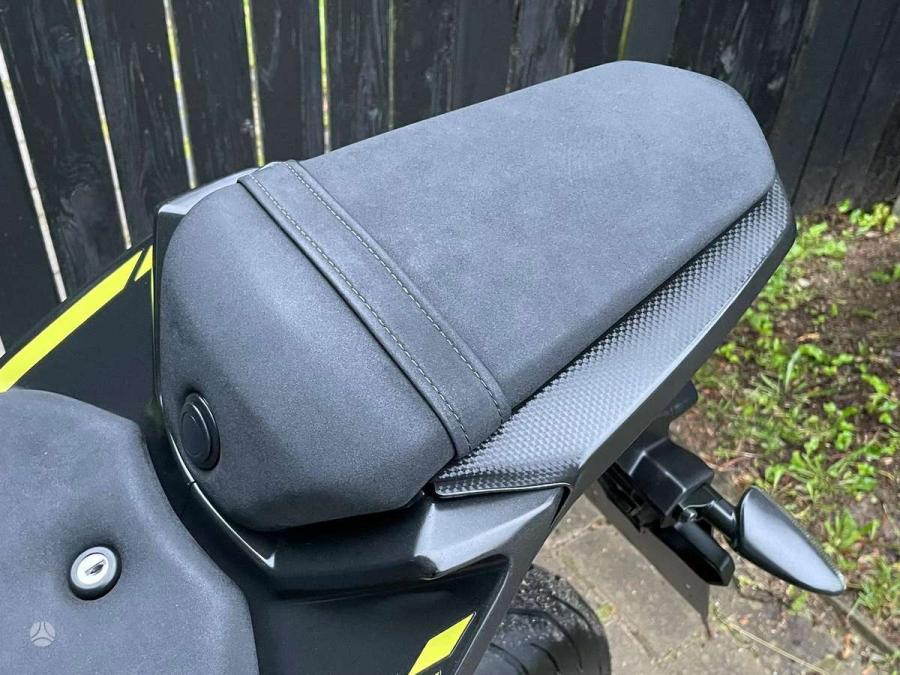 Pelēks Yamaha MT 2018 Prienai, ar dzinēja tilpumu 0.13 L un nobraukumu 12 tūkst. km par 2790 €, foto 15 vietnē AUTOMOTO.COM.LV