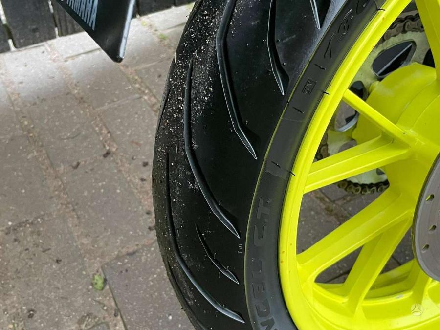 Pelēks Yamaha MT 2018 Prienai, ar dzinēja tilpumu 0.13 L un nobraukumu 12 tūkst. km par 2790 €, foto 21 vietnē AUTOMOTO.COM.LV