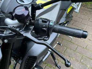 Pelēks Yamaha MT 2018 Prienai, ar dzinēja tilpumu 0.13 L un nobraukumu 12 tūkst. km par 2790 €, foto 36 vietnē AUTOMOTO.COM.LV