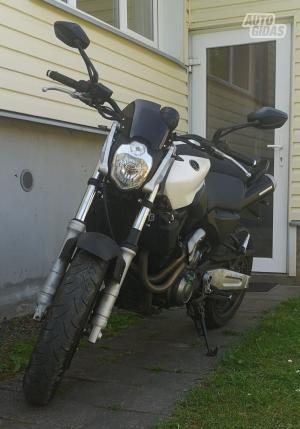 Balts Yamaha MT 2008 Viļņa, ar dzinēja tilpumu 0.00 L un nobraukumu 36 tūkst. km par 1950 €, foto  vietnē AUTOMOTO.COM.LV