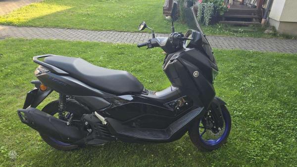 Black Yamaha N-MAX 125 2025 in Vilnius, with an engine capacity of 0.13 L and mileage of 4 thousand km for 3000 €, photo 2 on AUTOMOTO.COM.LV