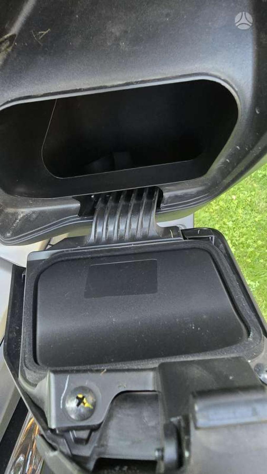 Melns Yamaha N-MAX 125 2025 Viļņa, ar dzinēja tilpumu 0.13 L un nobraukumu 4 tūkst. km par 3000 €, foto 15 vietnē AUTOMOTO.COM.LV