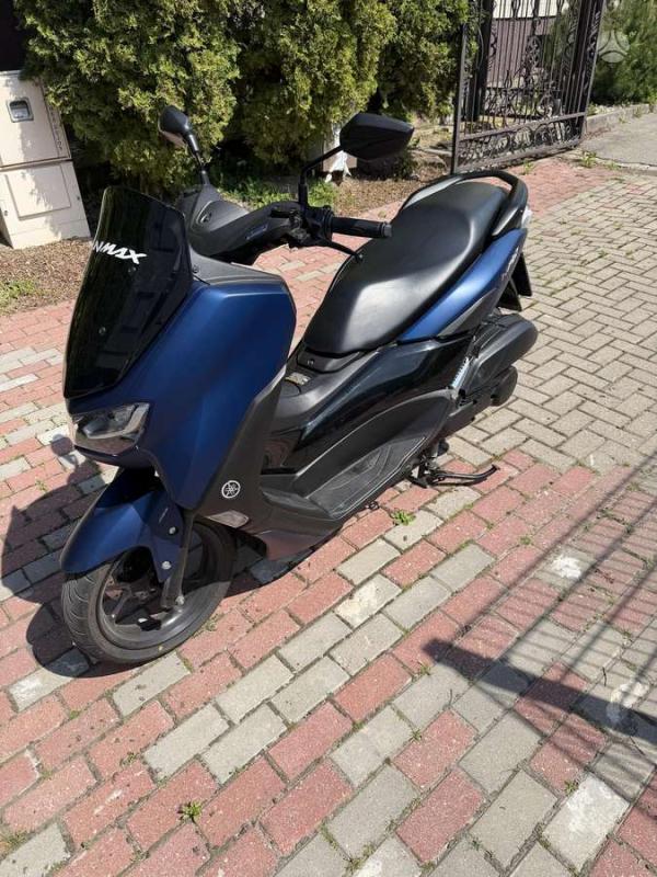 Blue Yamaha N-MAX 125 2021 in Kaunas, with an engine capacity of 0.00 L and mileage of 6 thousand km for 2800 €, photo 3 on AUTOMOTO.COM.LV