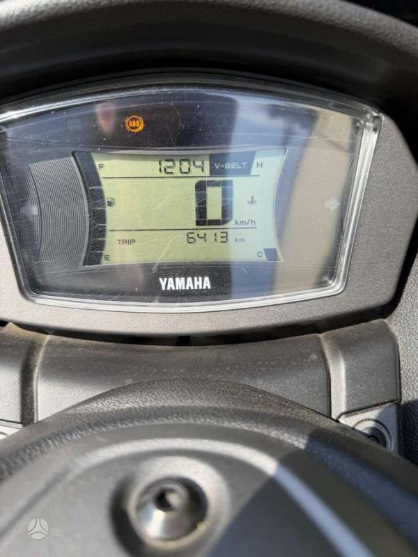 Blue Yamaha N-MAX 125 2021 in Kaunas, with an engine capacity of 0.00 L and mileage of 6 thousand km for 2800 €, photo 5 on AUTOMOTO.COM.LV