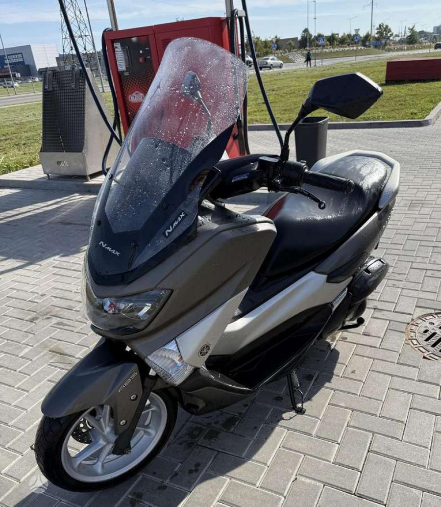 Pelēks Yamaha N-MAX 125 2016 Mažeikiai, ar dzinēja tilpumu 0.13 L un nobraukumu 23 tūkst. km par 1950 €, foto 4 vietnē AUTOMOTO.COM.LV
