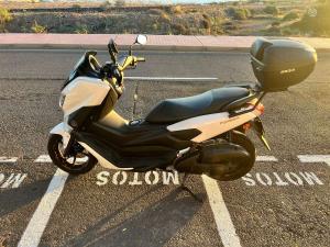 Ямаха N-MAX 125 2020 в Вильнюс, объемом двигателя 0.13 л и пробегом 14 тыс. км за 2600 €, фото 4 на AUTOMOTO.COM.LV