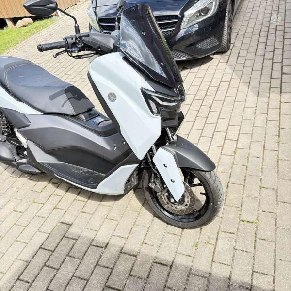 Yamaha N-MAX 125 2025 Pasvalys, ar dzinēja tilpumu 0.13 L un nobraukumu 3 tūkst. km par 3000 €, foto 1 vietnē AUTOMOTO.COM.LV