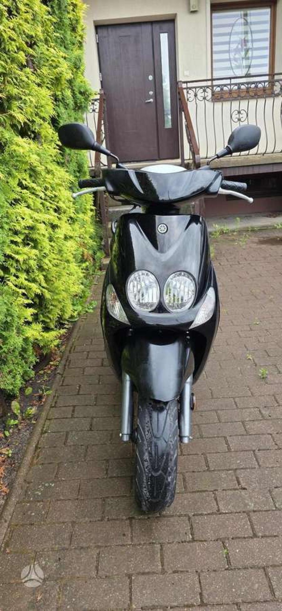 Melns Yamaha Neos 2013 Utena, ar dzinēja tilpumu 49.00 L un nobraukumu 27 tūkst. km par 680 €, foto 3 vietnē AUTOMOTO.COM.LV