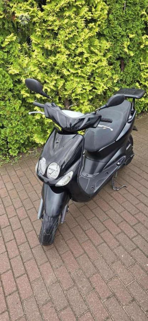 Melns Yamaha Neos 2013 Utena, ar dzinēja tilpumu 49.00 L un nobraukumu 27 tūkst. km par 680 €, foto 5 vietnē AUTOMOTO.COM.LV