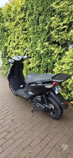 Melns Yamaha Neos 2013 Utena, ar dzinēja tilpumu 49.00 L un nobraukumu 27 tūkst. km par 680 €, foto 8 vietnē AUTOMOTO.COM.LV