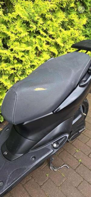 Melns Yamaha Neos 2013 Utena, ar dzinēja tilpumu 49.00 L un nobraukumu 27 tūkst. km par 680 €, foto 17 vietnē AUTOMOTO.COM.LV