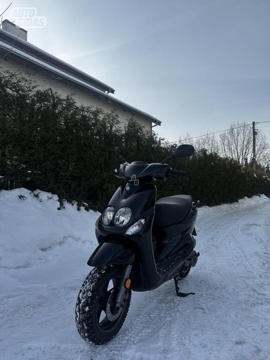 Black Yamaha Neos 2014 in Kaunas, with an engine capacity of 0.05 L and mileage of 0 thousand km for 1100 €, photo 1 on AUTOMOTO.COM.LV