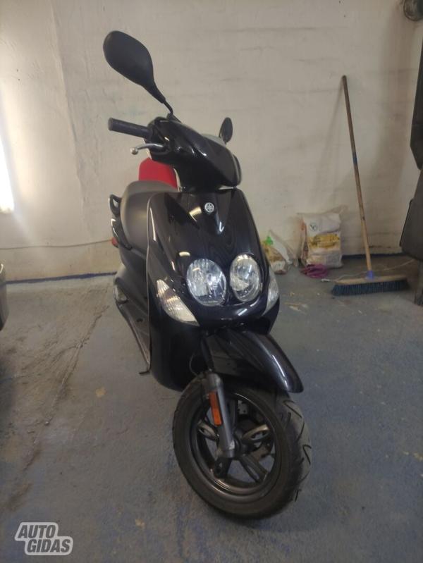 Melns Yamaha Neos 2019 Utena, ar dzinēja tilpumu 0.05 L un nobraukumu 3 tūkst. km par 1100 €, foto 2 vietnē AUTOMOTO.COM.LV