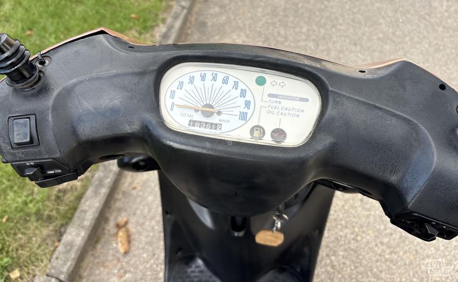 Yamaha Neos 2005 Kauņa, ar dzinēja tilpumu 0.05 L un nobraukumu 18 tūkst. km par 899 €, foto 5 vietnē AUTOMOTO.COM.LV