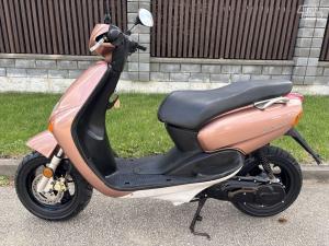 Yamaha Neos 2005 Kauņa, ar dzinēja tilpumu 0.05 L un nobraukumu 18 tūkst. km par 899 €, foto 8 vietnē AUTOMOTO.COM.LV