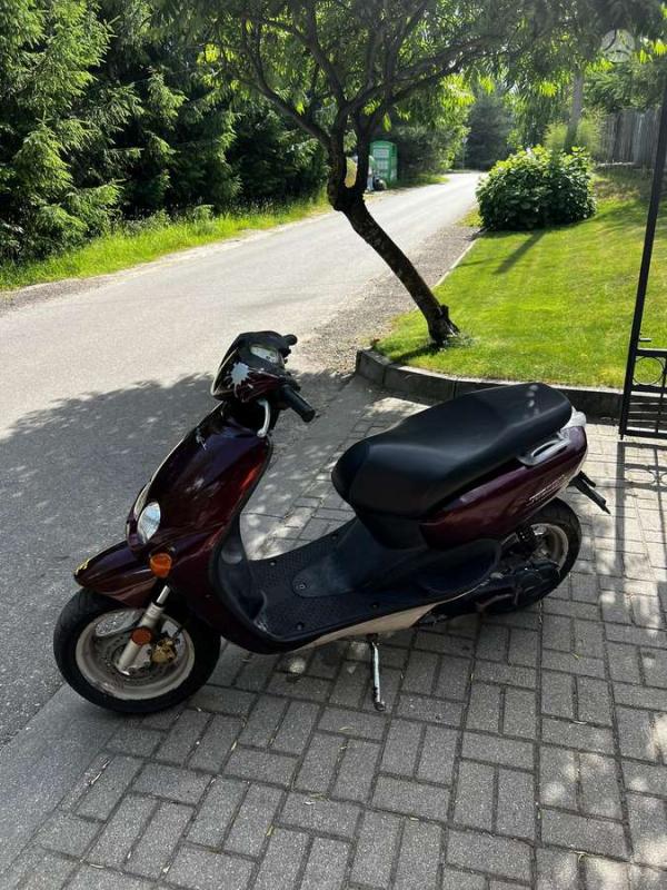 Yamaha Neos 2007 Viļņa, ar dzinēja tilpumu 49.00 L un nobraukumu 12 tūkst. km par 820 €, foto 3 vietnē AUTOMOTO.COM.LV
