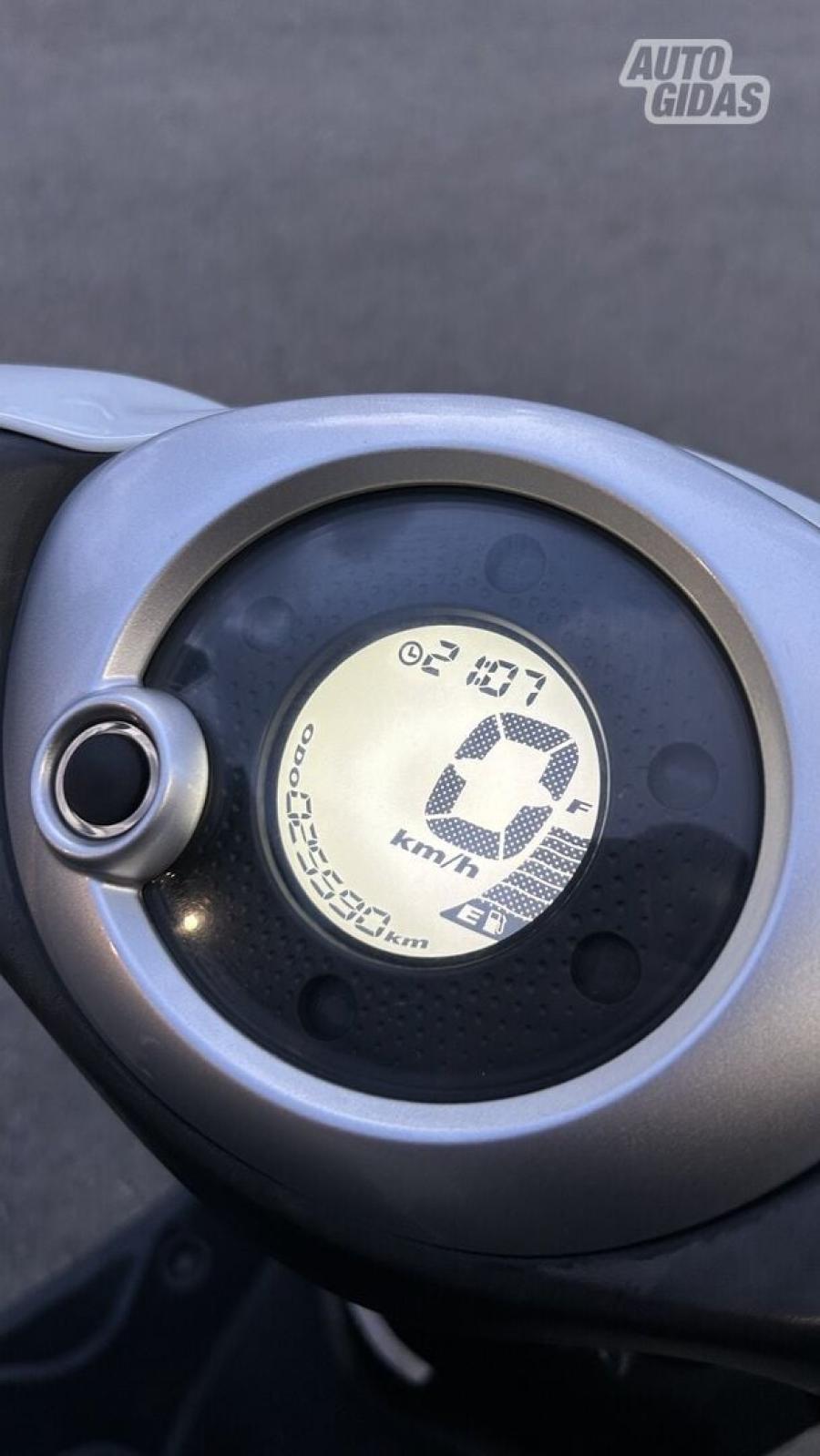 White Yamaha Neos 2014 in Kretinga, with an engine capacity of 0.00 L and mileage of 26 thousand km for 900 €, photo 6 on AUTOMOTO.COM.LV