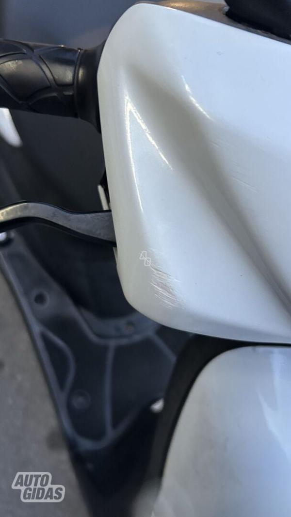 White Yamaha Neos 2014 in Kretinga, with an engine capacity of 0.00 L and mileage of 26 thousand km for 900 €, photo 6 on AUTOMOTO.COM.LV