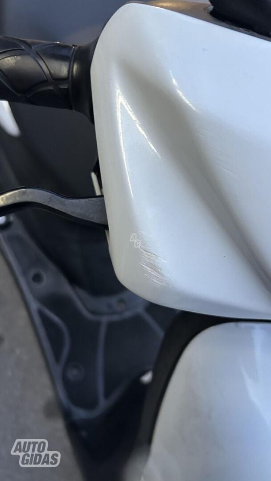 White Yamaha Neos 2014 in Kretinga, with an engine capacity of 0.00 L and mileage of 26 thousand km for 900 €, photo 7 on AUTOMOTO.COM.LV