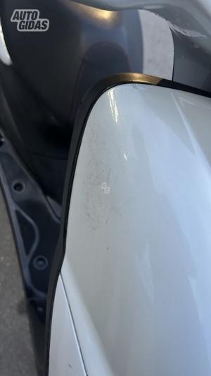 White Yamaha Neos 2014 in Kretinga, with an engine capacity of 0.00 L and mileage of 26 thousand km for 900 €, photo 9 on AUTOMOTO.COM.LV