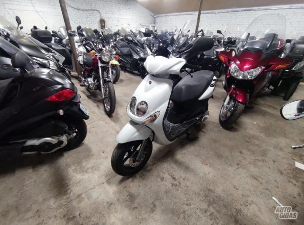 White Yamaha Neos 2015 in Panevezys, with an engine capacity of 0.05 L and mileage of 0 thousand km for 1450 €, photo 1 on AUTOMOTO.COM.LV