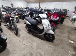 White Yamaha Neos 2015 in Panevezys, with an engine capacity of 0.05 L and mileage of 0 thousand km for 1450 €, photo 4 on AUTOMOTO.COM.LV